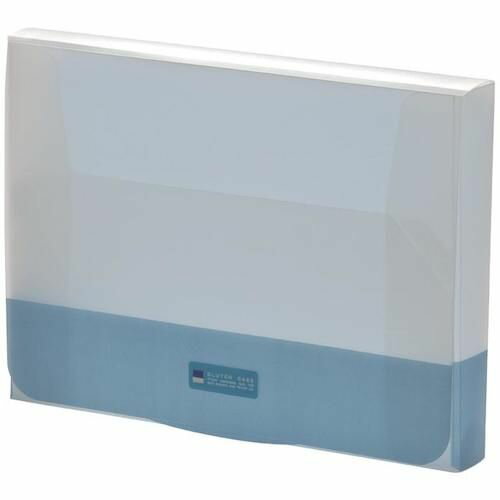 特長:●A4ゆったりサイズのスタイリッシュケースです。●A4サイズのファイルやクリヤーホルダーを収納できる、使いやすいハンディータイプの色透明ケースです。 用途:●書類の持ち運びに。 仕様:●色：ブルー 仕様2:●A4●幅×奥行×高さ：50...