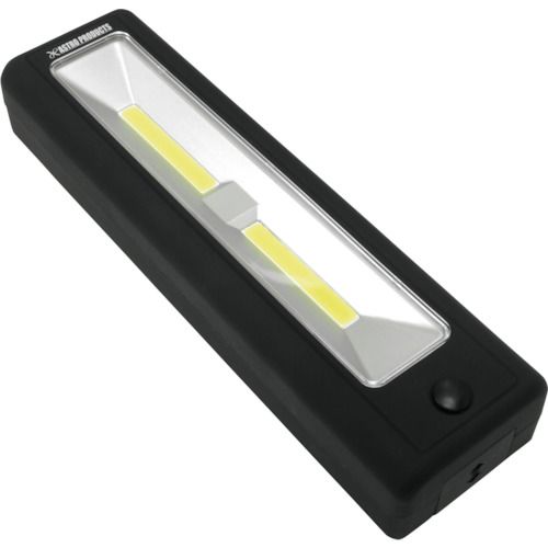 特長:●明るくワイドに照らすCOBを搭載した、ハンドタイプのLEDワークライトです。●COBは、従来LEDの「点」発光とは違う「面」発光で、ムラなく広範囲を明るく照らすLEDです。●背面には、収納式の吊り下げ用フックとマグネットが付いていま...