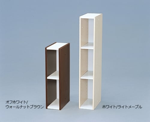 リビングやキッチン、洗面所のちょっとしたスペース(隙間)を有効活用することができる収納ラックです。付属の連結金具で商品同士を縦方向・横方向に組み合わせて使用できます。連結することで、様々な大きさの隙間に対応できます(安全面を考えて、縦連結は...