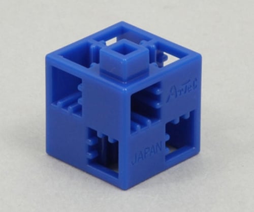 商品サイズ：ブロック 基本四角：W20×H20×D20mmセット内容：ブロック　基本四角×100pcs重量：395g材質：ブロック：ABS包装形態：ヘッダー付OPP袋包装サイズ：W220×H300×D20mm商品サイズ：ブロック 基本四角：...