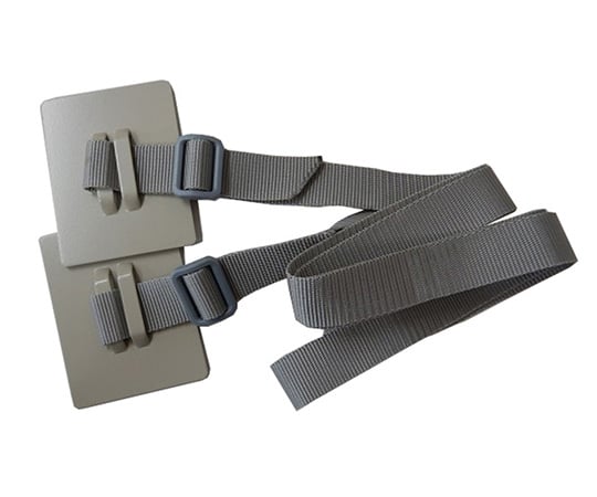 壁から最大1200mm離れた場合でも固定可能です。窓際に設置した対象物など、通常のティープレートが設置困難な場合にご利用いただけます。対象物と壁に粘着プレート金物を設置し、ベルトで固定します。 耐震性能：震度6強サイズ：幅90×横70×奥行...