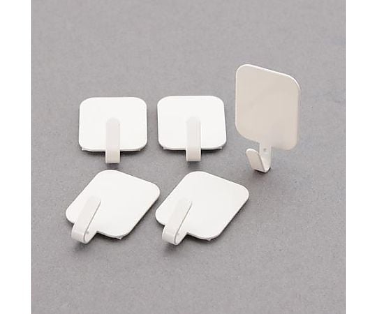 リビングからキッチンまで幅広く使えるます。裏面のはくり紙をはがして貼るだけの手軽なタイプです。 耐荷重（kg）：0.5面サイズ（W×H）：20×32mm口幅（mm）：12入数：5個材質：本体／焼付塗装鉄板 粘着剤／ゴム系粘着タイプ小物の整理...