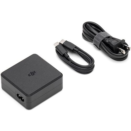 【特長】●2つのUSB-C出力ポートを使って、インテリジェント フライトバッテリーと送信機を同時に急速充電することができます。●また、急速充電規格PPSやPDプロトコルに対応し、スマートフォン、ノートパソコンなどのデバイスを充電できます。【...