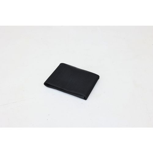 特長:●ガーネット用交換ネットです。●ハラックス製ガーネットHBE-1506用交換ネットです。 用途:●草刈作業時の異物飛散防止です。●刈払機を使用する際の異物飛散防止用。 仕様:●目合(mm)：1●色：ブラック●高さ(mm)：1500 仕...