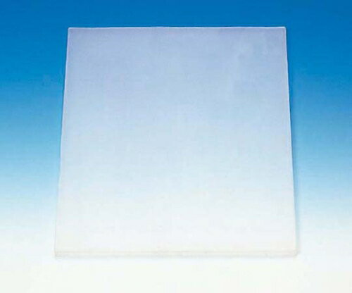 特徴 PFA のシートです。半透明になります。仕様 厚さ(mm)×角(mm)：1t×200角特徴 PFA のシートです。半透明になります。仕様 厚さ(mm)×角(mm)：1t×200角