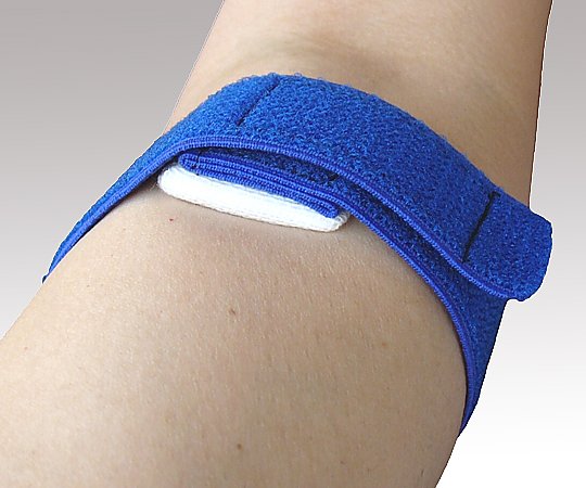 特徴 透析時等抜針後の圧迫止血や採血・処置後の止血帯として使用できます。 本体表面のどこでも接着する伸縮素材です。仕様 材質：ポリエステル・ナイロン・PU（ポリウレタン） 面ファスナー式 入数：10本入 ラテックスフリー 色：ブルー 幅×長...