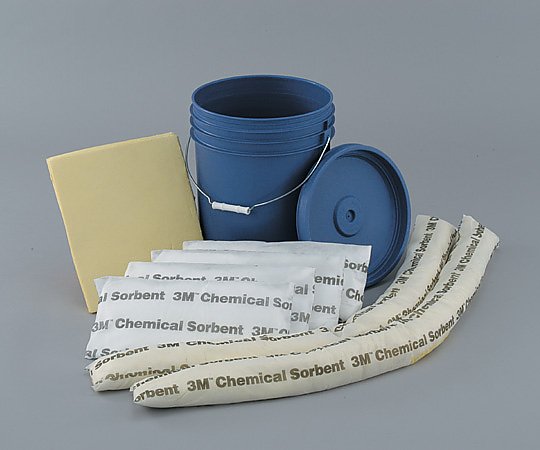 様々な液体危険物をすばやく吸収する液体流出緊急対策用セットです。 ・収納と回収を兼ねた便利な容器付きです。 ・酸・アルカリ・有機溶剤に対して不活性ですので安心して使用できます。型番：ラボスピルキット ・タイプ：一式 ・キット内容：ユニバーサ...