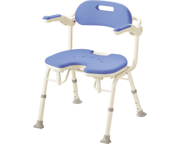 入浴関連 シャワーベンチ ・浴槽への座位移乗もスムーズ。片手ですばやく折りたたみができます。・ひじ掛けははね上げ式なので、移乗のじゃまになりません。・座面ロック部を持つとラクに運べます。・浴槽縁と座面とのすき間が狭く、安定した姿勢で移乗でき...