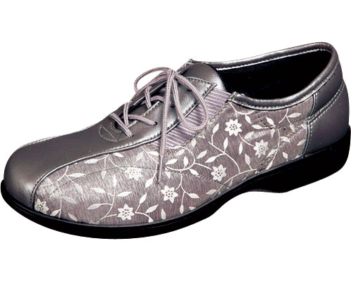 歩行関連 シューズ ・サイドゴム付きで、紐靴なのに履きやすい。 ●サイズ／22.0〜25.0cm（0.5cmきざみ）、ワイズ：3E●重さ／約180g（片足23.0cm）●材質／表：合繊・合皮、底材：PU●生産国／日本●抗菌加工、防臭加工、撥...