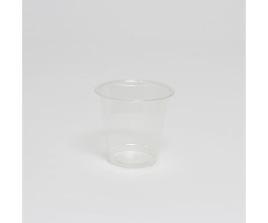 特徴 透明度の高い高品質PETカップです。 耐油性・耐薬性に優れています。 展示会やイベントなどの試飲、アウトドアのデザートにおすすめです。仕様 商品サイズ：口径62mm×高60×底径39mm 材質：A-PET 用途の目安：タオルケット1枚...