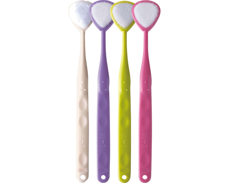 食事関連 口腔器材 ・極細ナイロンループ繊維が、舌苔を絡め取る新発想！・デリケートな舌表面を傷つけず、優しくみがける両面使用の舌ブラシ。・複雑な形状の舌表面にフィットする凹凸の両面ブラシ。 ●サイズ／長さ18.3cm、ブラシ部：幅2.9×長...