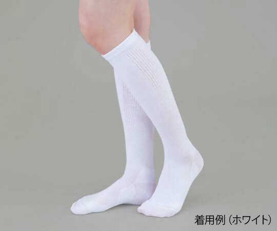 特徴 足首から膝に向かって段階的な着圧設計の着圧ソックスです。 足底部にサポート機能がついていますので、長時間の立ち仕事などによる足裏への負担を軽減します。仕様 サイズ（cm）：23〜25 入数：1足入 材質：ナイロン、綿、アクリル、ポリウ...