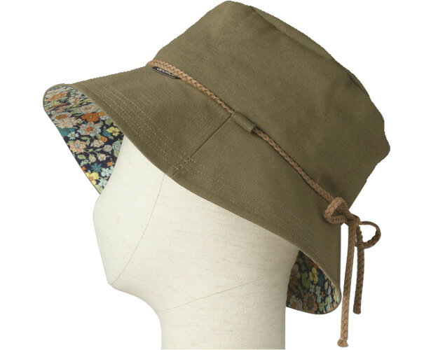 ・高い通気性と緩衝力を兼ね備えたおしゃれな保護帽。 ・取り外し可能なあごひも付。 ・頭部の全方位に緩衝材を入れ、帽子の内側から取り出せるようにしました。●サイズ（頭囲）／55〜58cm ●重さ／約140g ●材質／表地：綿100％スムース天...