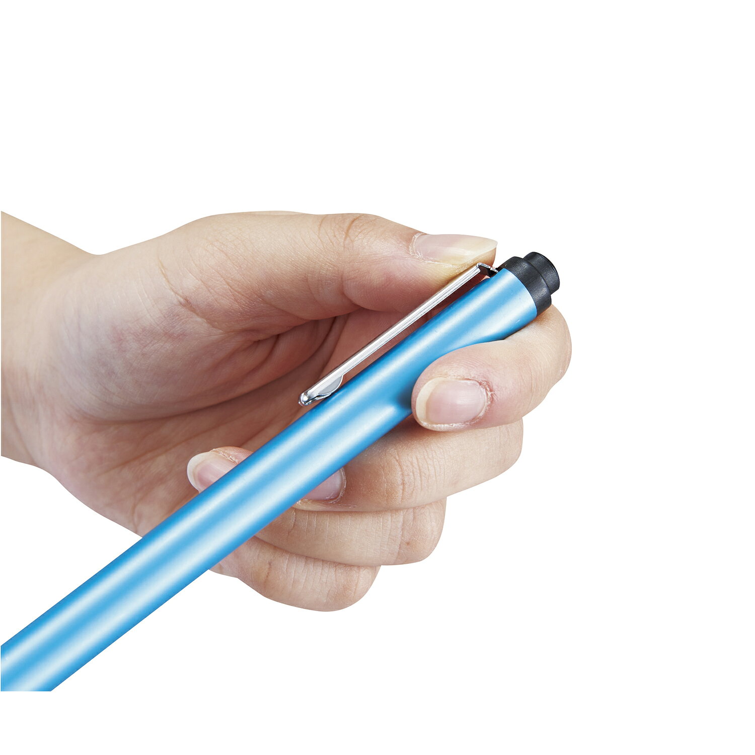 商品説明 ●やさしい黄色系のLEDランプを採用。●2つの点灯方法を選べるデュアル式スイッチを採用。　〔1〕先端のスイッチを押している間点灯。　〔2〕クリップの根元を押し込むと点灯し、先端のスイッチを押すと消灯。 商品スペック ●カラー：レッ...