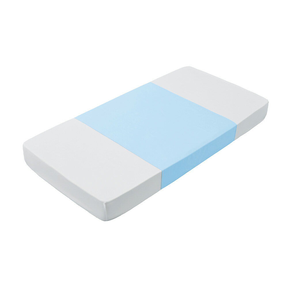 お手入れしやすい撥水・防水加工です。 サイズ（mm）：約900×1450 入数：1枚 材質：表面／ポリエステル、裏面／耐熱ポリウレタンフィルム 洗濯方法：洗濯可／脱水機不可／乾燥機可（60℃以下）／防水加工お手入れしやすい撥水・防水加工です...