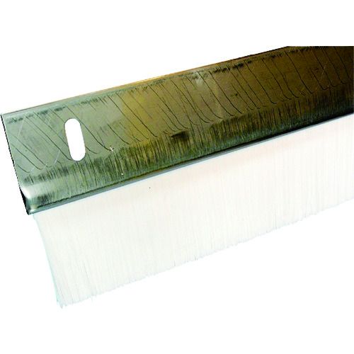 特長:●従来のチャンネルブラシではブラシ部と取付部とを溶接により固定していましたが、負荷により、溶接が外れることがありました。●バーシールブラシは、取付部とブラシ部が1枚の鋼帯で一体化しているため、溶接外れがありません。●取付穴は長穴になっ...