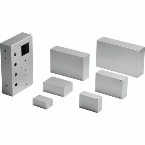 特長:●平板カバー付の低価格アルミシャーシです。●内面が導通となりますので、アースやグランドが取り易くなります。●カバーの付け外しがしやすく、機器の組み込みやメンテナンスが容易な多用途ケースです。 用途:●カバーの付け外しがし易く、機器の組...