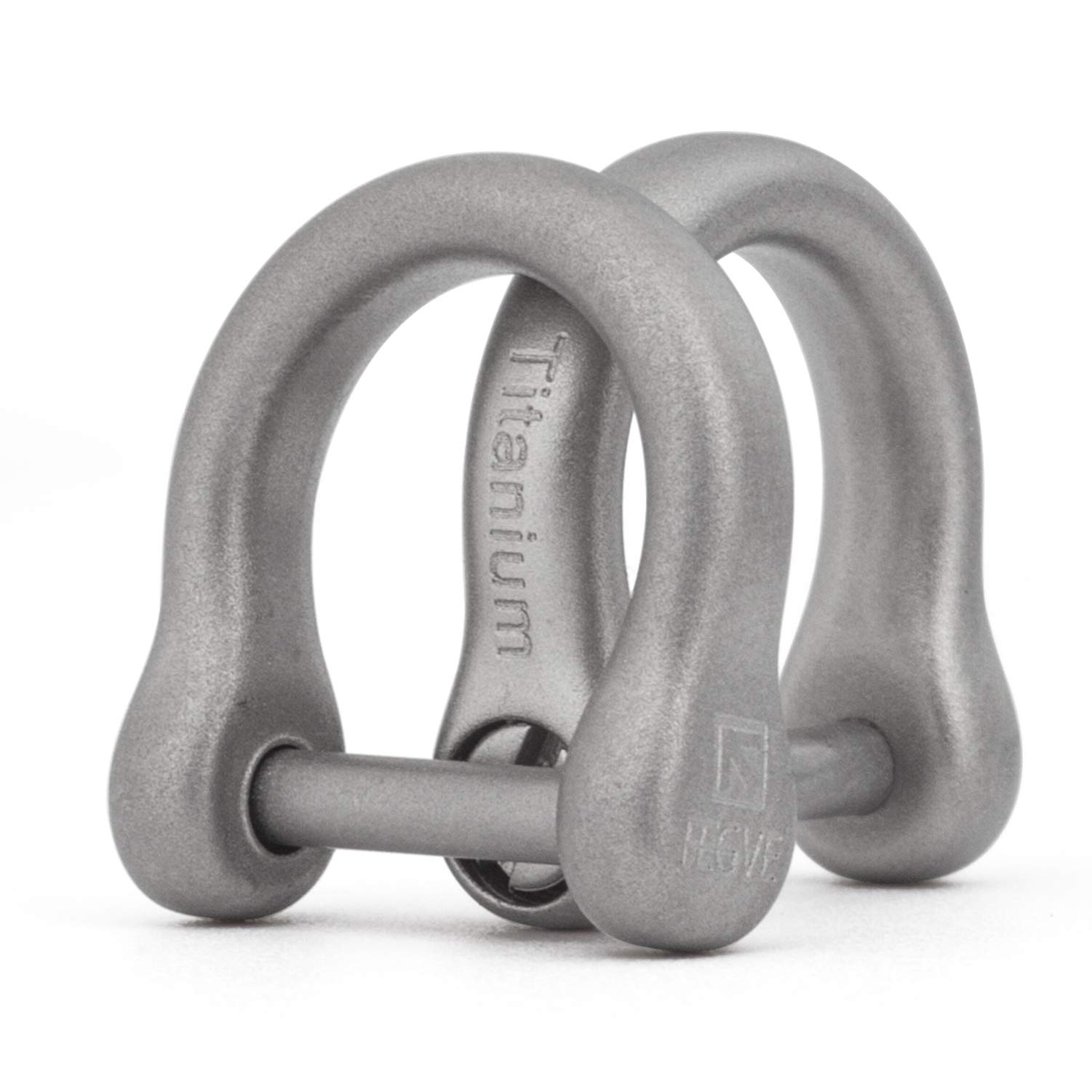 ・材質：チタンは、軽く、強く、海水にさらしても錆びない金属です。また、磁気を帯びる心配やアレルギーの心配が少ない素材です。これらの特性からゴルフヘッドや自動車部品、アウトドア食器、さらには歯科用インプラント材料としても注目されています。・キ...