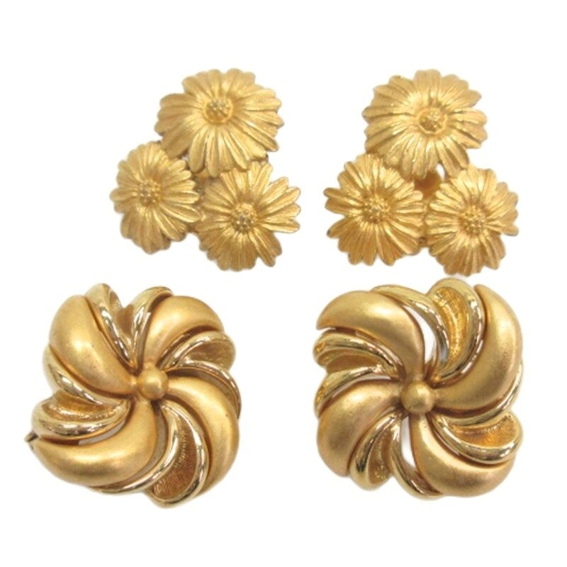 【中古】MONET ヴィンテージ イヤリング クリップ 2点セット ゴールドカラー ■GY99 レディース 【ベクトル 古着】 260715実寸サイズ渦巻き：幅約2.3cm　フラワー：幅約2.7cm　仕様クリップ式状態・多少のくすみ、小キズ...