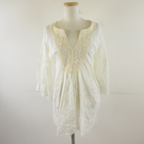 【中古】JUST M カットソー ブラウス 七分袖 シルク 刺繍 オフホワイト 白 *T653 レディース 【ベクトル 古着】 250708表記サイズ表記はございませんが、M-L相当だと思われます。実寸サイズ肩幅：38cm　身幅：45cm　...
