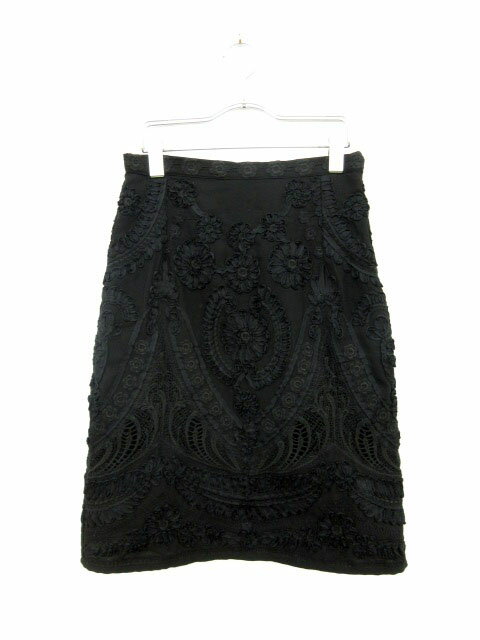 【中古】モアノンプリュ MOI NON PLUS スカート 花モチーフ ひざ丈 S 黒 ブラック /AO レディース 【ベクトル 古着】 170922 ブランド古着ベクトルプレミアム店表記サイズS実寸サイズウエスト：68cm　ヒップ：90c...