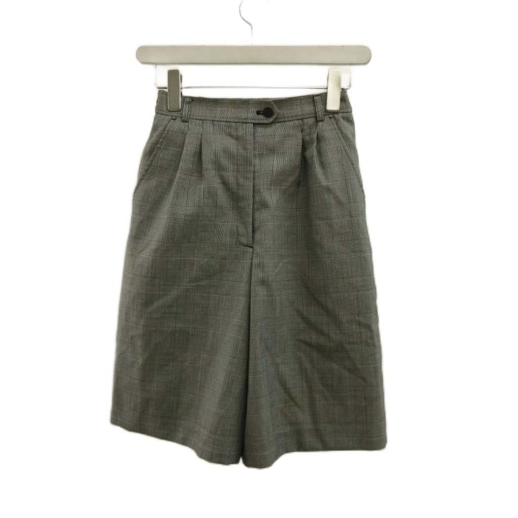 【中古】マンシングウェア MUNSINGWEAR ハーフパンツ 60 グレー チェック柄 プリーツ 無地 /RN ■ECB007 レディース 【ベクトル 古着】 260803ブランドマンシングウェア MUNSINGWEAR表記サイズ60実寸...