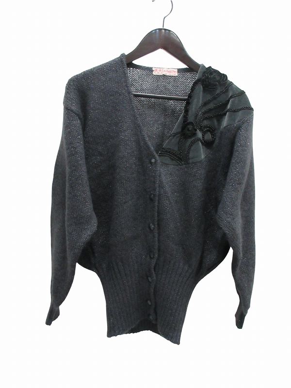 【中古】カーディガン レ・アミーケ Le Amiche モヘヤ グレー 40サイズ レディース 【ベクトル 古着】 260802表記サイズ40サイズ（S〜M）実寸サイズ肩幅：48cm　身幅：54cm　着丈：63cm　袖丈：51cm　　素材モ...