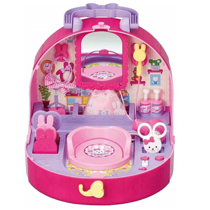 ～うさぎさんデザインがいっぱいのメルちゃんのびようしつセット～ ●ボタンを押すと、美容師さんの声がしてごっこあそびをナビゲートしたり、本物みたいなシャワーやドライヤーの音が出ます。 ●はさみは使うたびに楽しい音が鳴ります。 ●美容室のかわい...