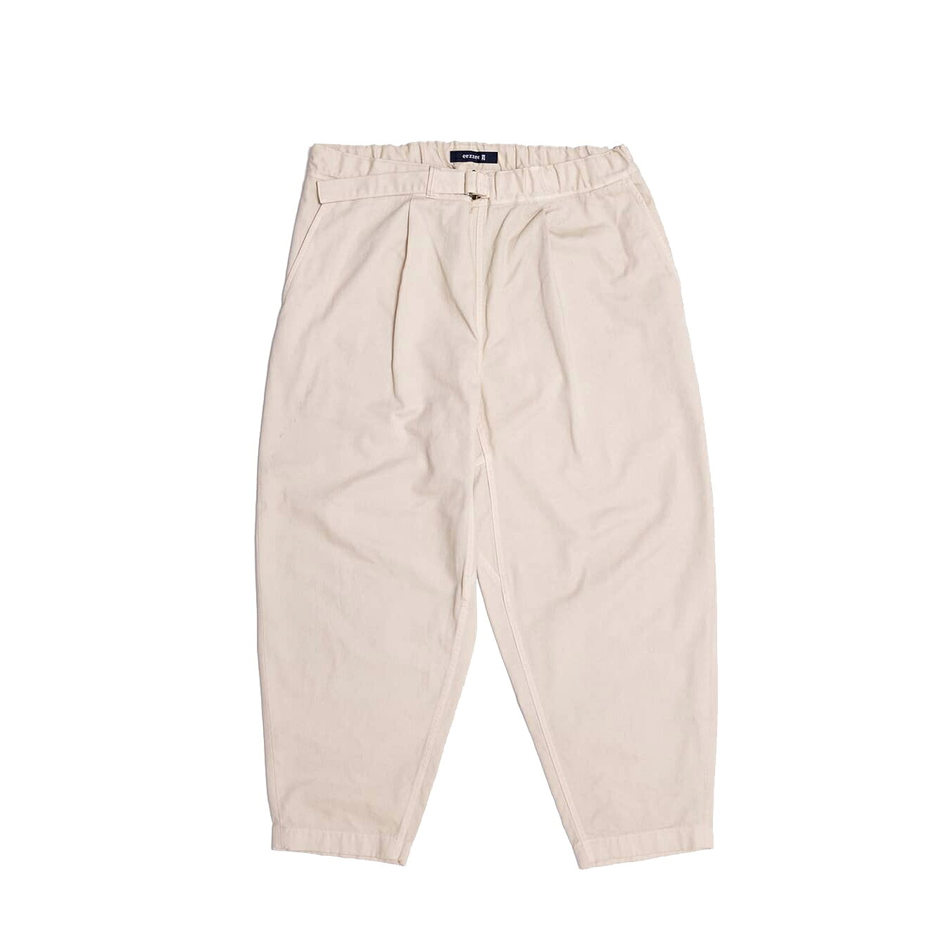 EEZZEE[イージー]EEZZEE PANTS / Fadeway Cotton Ivory 商品説明 季節を問わず活躍し、毎日のコーディネートに自然と馴染む一本。このパンツは、コットン100％の素材を使用し、気負わず洗えて、気軽に付き合...