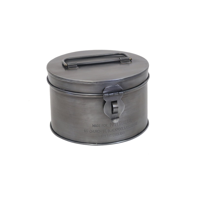 POST GENERAL[ポストジェネラル]INDUSTRIAL MOSQUITO COIL BOX 蚊取り線香のストックを保管しておくシンプルな収納ボックス。 市販の蚊取り線香のパッケージをそのまま保管するのは見た目がちょっと気になる… ...