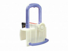 商品名 &nbsp;バスグリップ/紫/- 島製作所 7512　送料込！ &nbsp;商品説明 ※グリップがあれば入浴も安心※厚さ5.5〜14cmの浴槽の縁に取り付け出来ます※段差補正ゴムが2枚付属しています※完成品折りたたみ：不可使用時サイ...