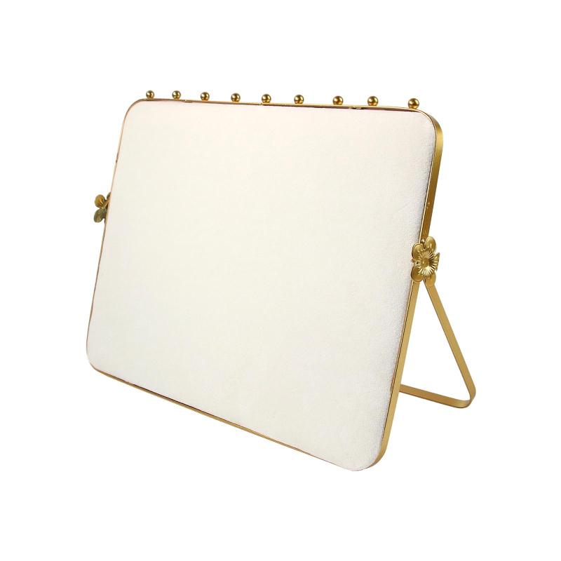 【ジュエリースタンド寸法】: イヤリングネックレスサイズ35.5cmx24.5cm/13.8x9.8x1インチ(長さx幅)用のジュエリーショーケースオーガナイザー。 【耐久性のある構造】: このディスプレイボードは金属製で、手触りが柔らかく...