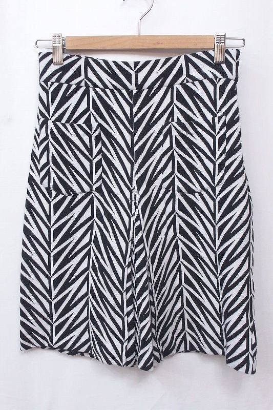 ブランド名DIANE von FURSTENBERG(ダイアンフォンファステンバーグ) ダイアンフォンファステンバーグ について1972年に設立。Feel like a woman, wear a dress!（ドレスを着ることで女性を感じ...