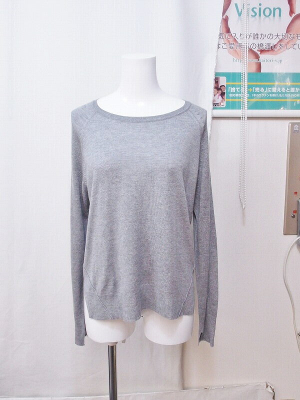 ブランド名ZARAKNIT(ザラニット)商品名長袖カットソー カラーグレー サイズ ( cm )サイズ表記 ： M・ゆき丈74.5・ 身幅48 ・ 着丈60素材レーヨン：50％　アクリル：50％季節の目安・秋冬　※品質タグや素材もご参考くだ...