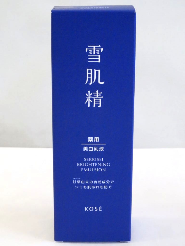 ブランド名KOSE(コーセー)商品名未使用品！＜美白乳液＞ 雪肌精 ブライトニング　エマルジョン　＜乳液＞140ml 商品説明甘草由来有効成分で、シミ予防も、肌あれケアも、徹底的に。うるおいを抱え込み、しっとり明るい肌へと導く薬用美白乳液。...