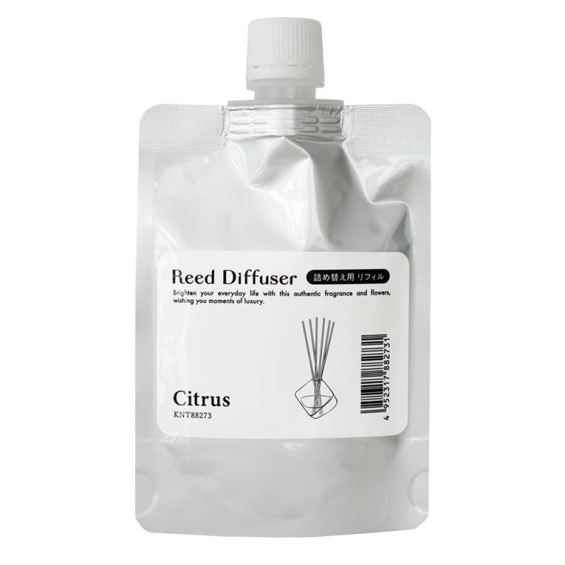 リードディフューザー ガラス 一輪挿し 花瓶 フラワーベース✅『氷のようなガラス容器』角度によって様々に表情を変える、氷を切り取ったような四角いガラスが特徴的なリードディフューザー。ご使用後はおしゃれなフラワーベースとしてもお使いいただけま...