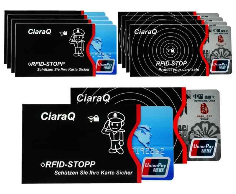 CiaraQ カードケース RFID 磁気 スキミング 防止クレカ 10枚カード【安全＆安心】RFID スキミング防止技術により、Aerb カードケースはカードからの無線信号を遮って、スキミングスリにお客様のカード情報を窃取できなくなり、ク...