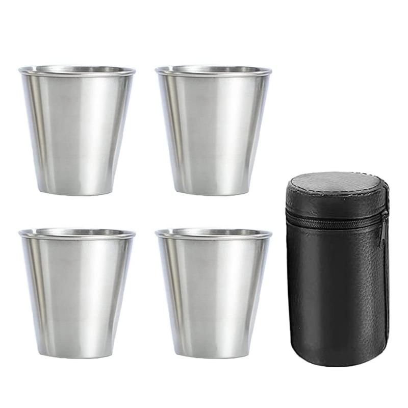 Haskoss ステンレス鋼のショットカップ、4セットのカップ、金属のショットグラス、積み重ね可能、革のバッグが付いている小さいヒップフラスコ、屋外用ステンレス鋼のショットグラス：小さなワイングラスは304ステンレス鋼でできており、錆びにく...