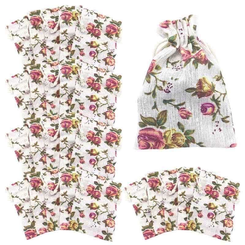 巾着袋 収納袋 ジュート製 アクセサリー 腕時計 小物収納 整理整頓 ラッピング材小物の収納や贈り物の梱包にもお使い頂ける上品なバラ柄の巾着袋です。天然繊維を使用したジュート製は耐久性に優れながら柔らかな質感を実現しました。自宅でのアクセサ...