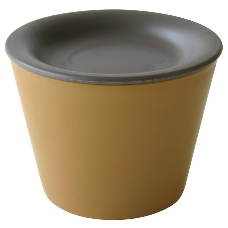 八幡化成 カップ&amp;ソーサー way-be versa collection(ヴァーサコレクション) versa cups(ヴァーサカップス) ブラウンサイズ:カップ/φ80×H62mm、ソーサー/φ80×H14mm本体重量:全体/約...