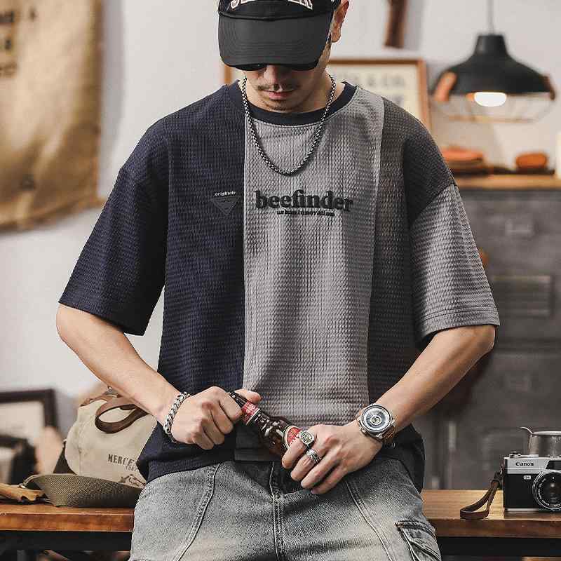 ・スタイル: 日式レトロ・主な素材: 綿51%-70%・柄: アルファベット・シルエット: ルーズフィット・対象層: 青少年、成人、男性・デザイン: プルオーバー・ネックライン: クルーネック・袖丈: 半袖・フード: なし・生地の厚さ: 薄...