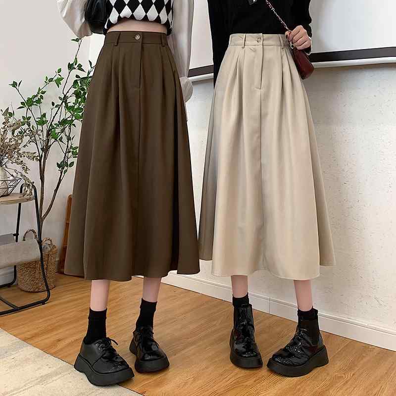 ・カテゴリ: 半身スカート・スタイル: 通勤風、きれいめ・柄: 無地・デザイン: 切り替え・主な素材: ポリエステル（ポリエステル繊維）・素材割合: 70%以上80%未満・スカートの形: Aライン・スカート丈: ミモレ・マキシ丈・カラー展開...
