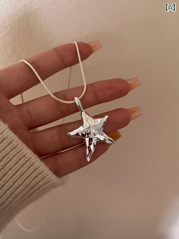 ・カテゴリ: ネックストラップ・主な素材: 合金・加工技術: 電気メッキ・チェーンの種類: スネークチェーン・重ね付け: なし・ペンダント素材: 合金・周長: 71cm-80cm・モチーフ: 星、ハート・スタイル: トレンド・対象: 女性用