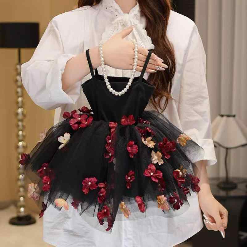 ・スタイル: プリンセス風・カテゴリ: ペチコート・対象性別: 女の子・対象年齢: 中大童（8歳以上、身長140cm以上）・柄: 無地・生地加工: 柔軟処理・袖丈: ノースリーブ・スカートのデザイン: プリンセスドレス・裏地素材: 綿・カラ...