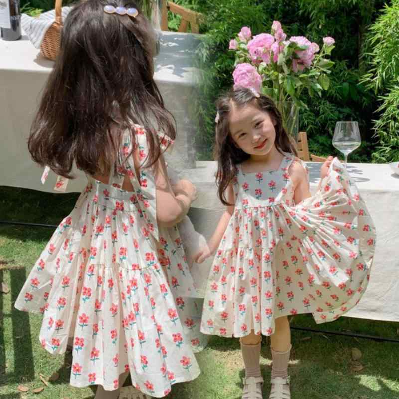 ・カテゴリ: 子供用ワンピース・スタイル: 韓国風・主な素材: 綿 70%・裏地素材: 綿 70%・対象性別: 女の子・対象年齢: 中小童（3〜8歳、100〜140cm）・柄: 花柄・生地加工: ソフト加工・デザイン: キャミソール型・スカ...