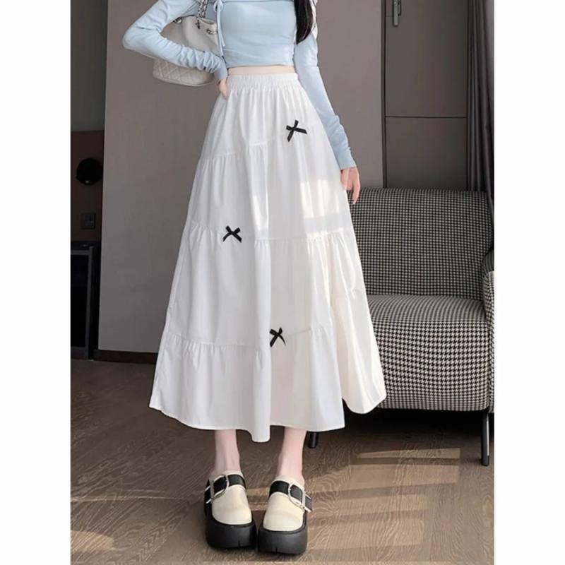 スカート レディース ロング フレア 春夏 フランス風 デザイン感 大人かわいい きれいめ 無地 フレアスカート ロングスカート・柄: 蝴蝶結・生地名称: 銅アンモニア繊維・主素材成分: 銅アンモニア繊維、ポリウレタン・スカート型: フレア...