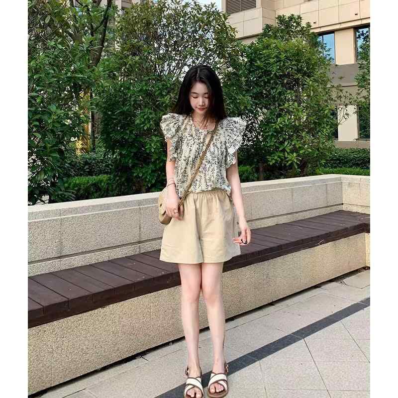 ブラウス レディース 半袖 フレンチスタイル 花柄 シフォン フリル 娃娃衫 ショート丈 袖フリル トップス きれいめ 上品 柔らかい 大人 カジュアル かわいい オールシーズン・カテゴリ: シャツ・素材: 綿混紡・主な素材成分: スパンデ...
