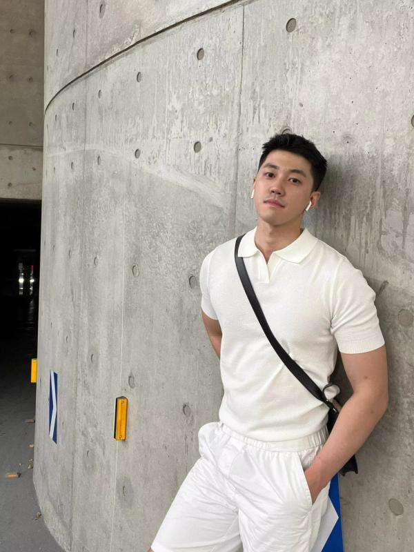 夏 ニット ポロシャツ 男性 韓国 風 万能修身木目襟半袖 Tシャツ 高級 感 カジュアル シャツスタイル: 韓国語バージョン,プルオーバー商品番号: マジックG52主な生地構成: ポリエステル繊維（ポリエステル）パターン: ソリッドカラー...