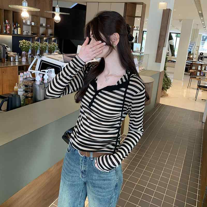 実写 欧 品 ライゼル 天 糸 薄手 帽子 付き 開襟 UV カット ブラウス Tシャツ 女性 2025 春 夏 小 衆 トップス生地名: レンチングテンセルパターン: ソリッドカラースタイル: フード付きスタイル,通勤スタイル袖丈: 長袖...