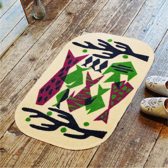 ★DAY STARTERのほかのマットはこちらから★サイズ45×75cm　厚み約8mm材質表：ナイロン100％　裏：ポリエステル不織布仕様ウォッシャブル　裏面すべり止め加工モニターの種類やパソコンの環境により、実際の商品のお色と若干異なる場...